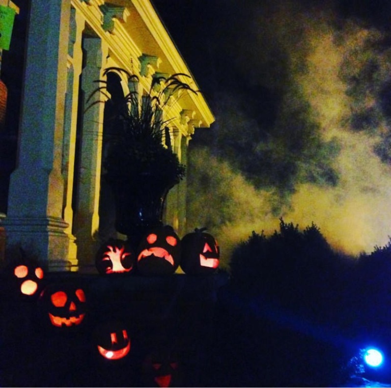Oaklands Mansion Self Guided Night Tours - Oaklands Mansion